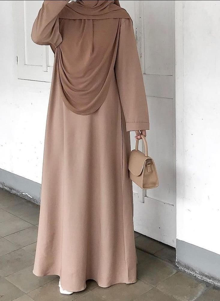5 Inspirasi Model Abaya Modern untuk Pebisnis Busana Muslim