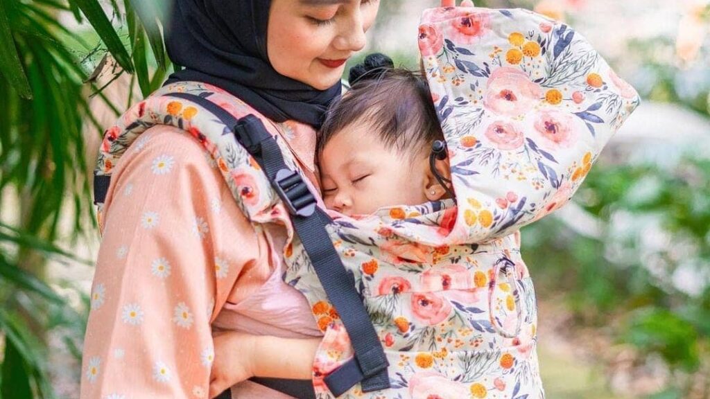Berbagai Motif Unik Untuk Gendongan M-Shape untuk Bayi